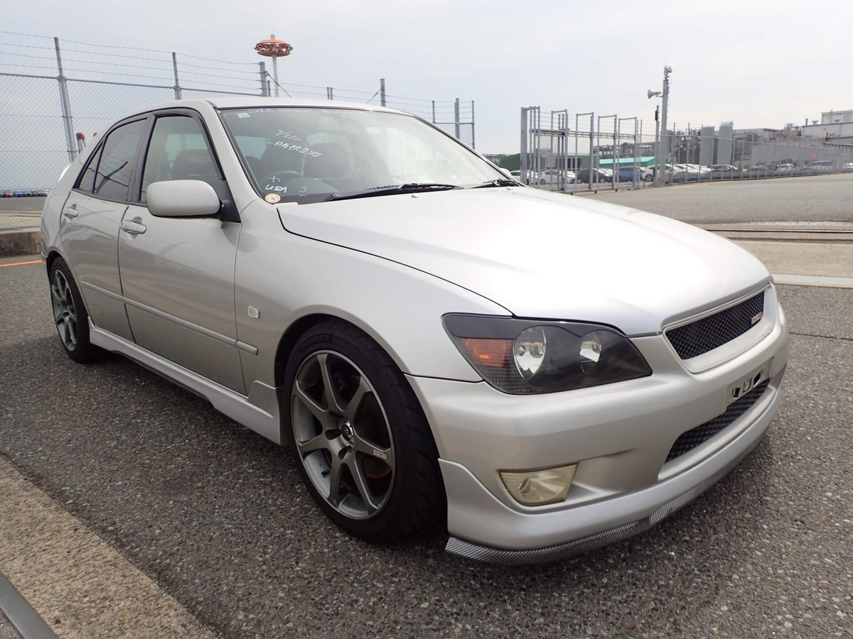 Toyota Altezza RS200 Z Edition (In Process) – RHD Specialties LLC